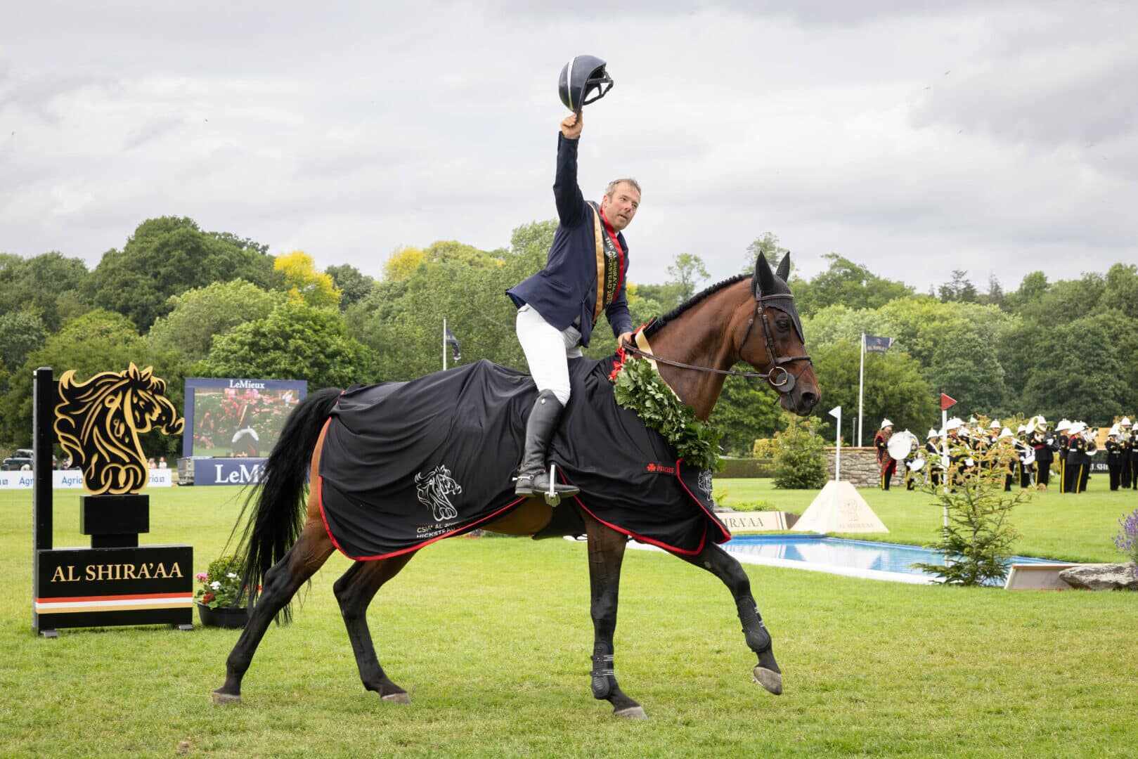 Robert becomes the fourth Whitaker to win the Derby - Equestrian Life